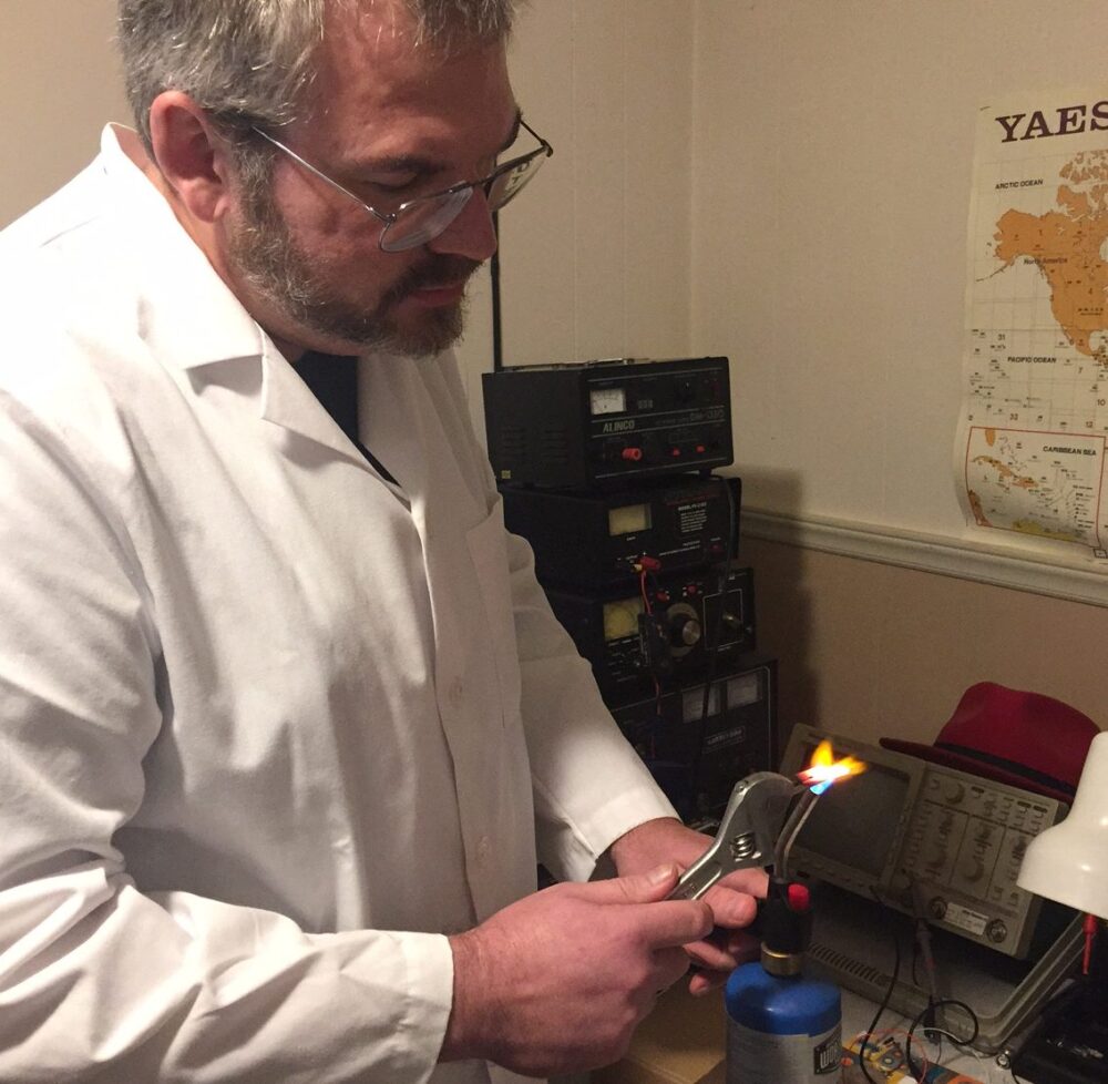 Building a Piont Contact Diode to be used in a radio receiver circuit.